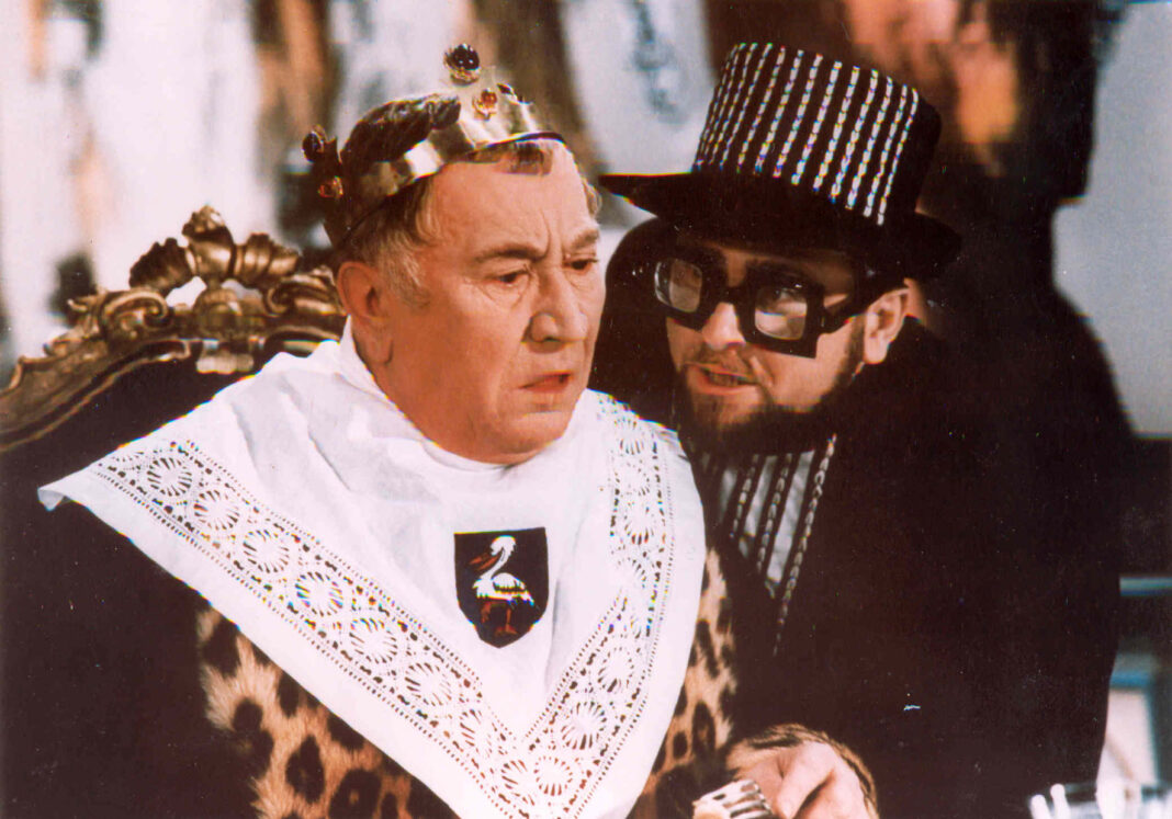 Prokletá pohádka Šíleně smutná princezna: Král Dobromysl zemřel při ...