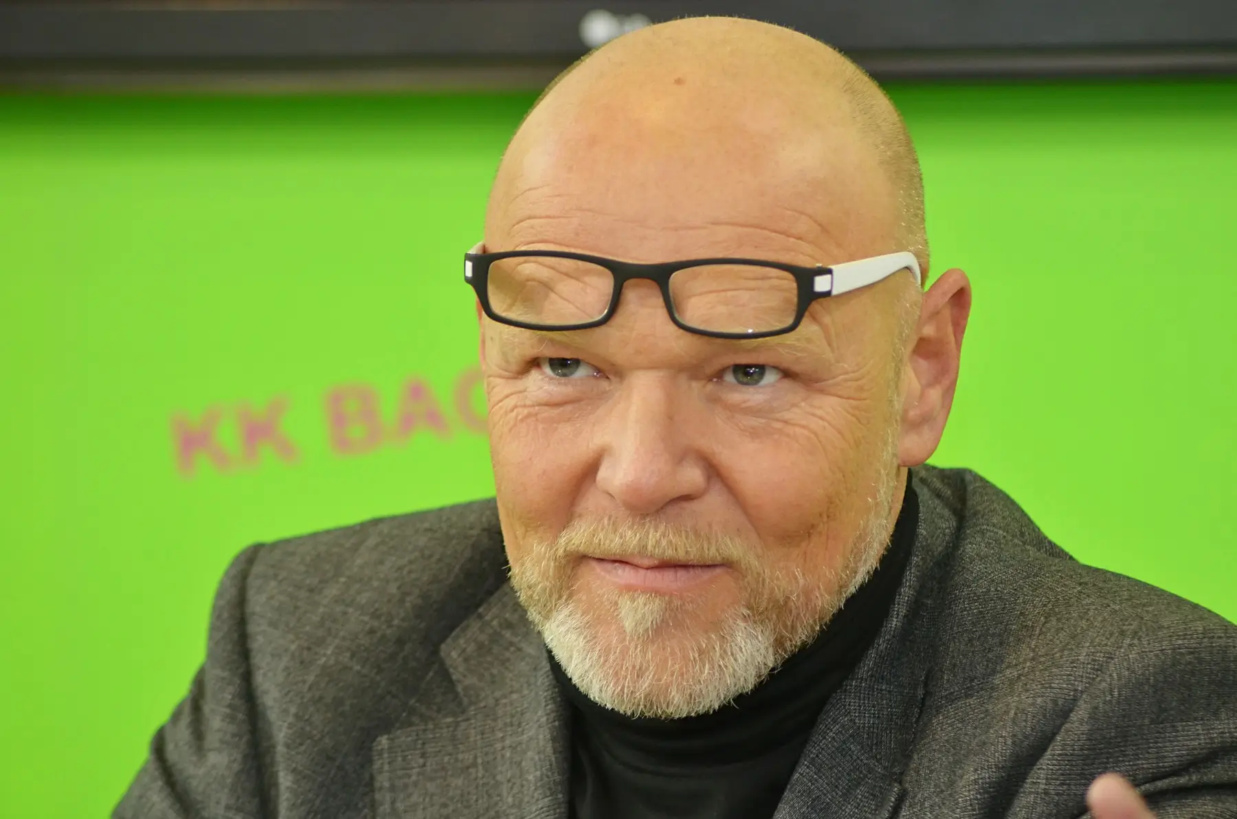 Marek Vašut na zapomenuté fotce z roku 1984 vypadá líp než Arnold Schwarzenegger. Jeho svaly vás ...