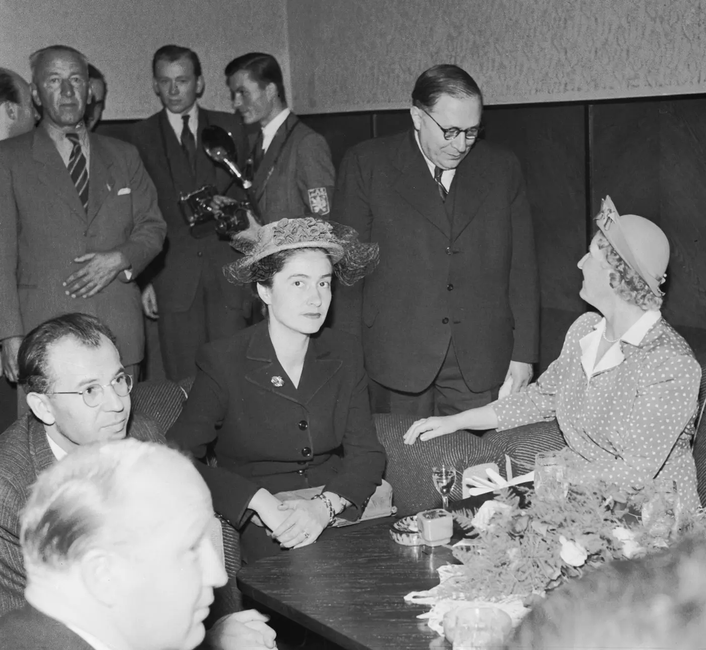 Věděli jste, že Gustáv Husák měl nádhernou manželku, která zemřela ...